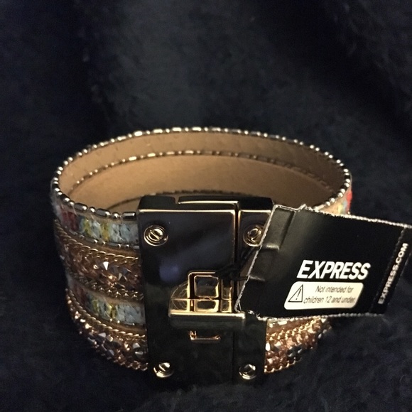 Express | Jewelry | Nwt Express Stripe Stone Turnlock Cuff Bracelet ...
